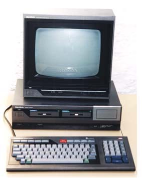 Microcomputador Expert MSX – Museu de Tecnologia da Unoeste